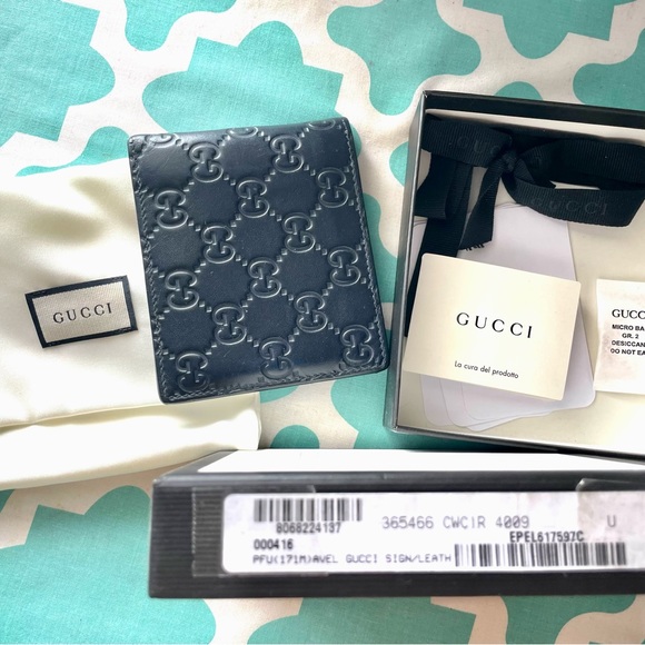 Gucci | Bags | Gucci Rare Blue Guccissima Bifold Signature Wallet Full ...